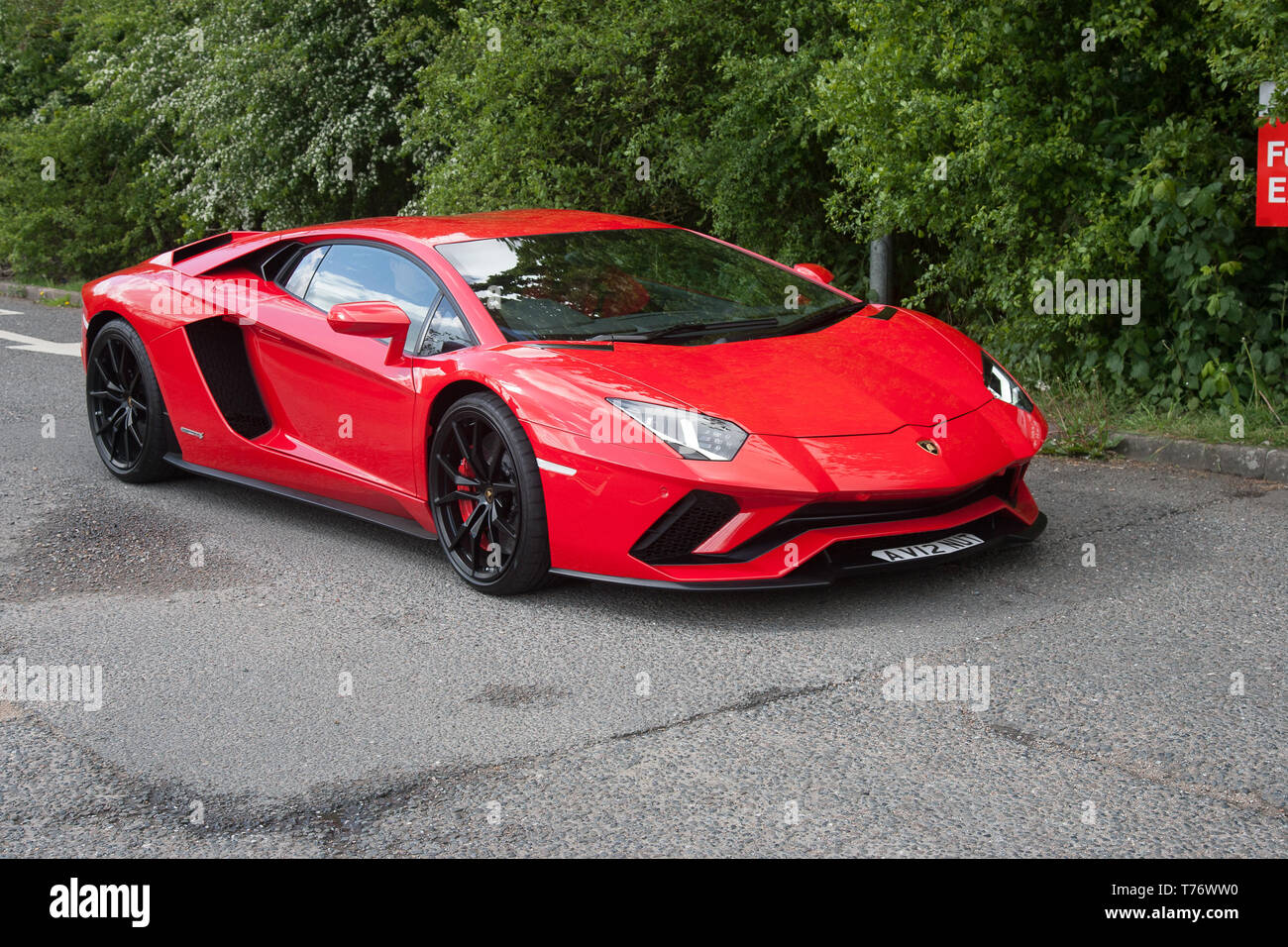 Lamborghini Rouge Banque d'image et photos - Alamy