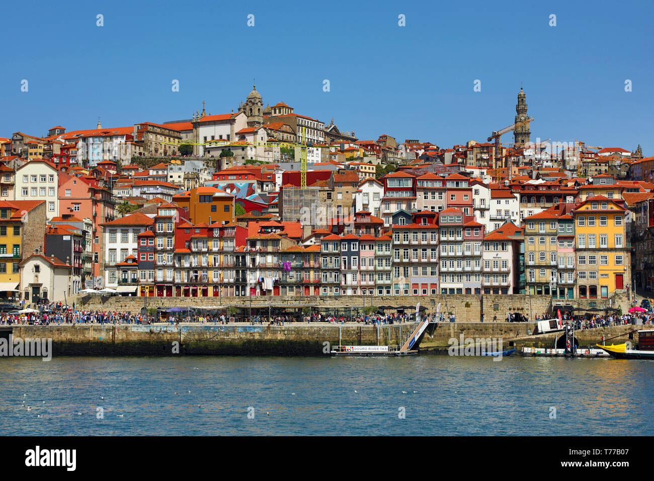La ville de Porto et la rivière Douro, Portugal Photo Stock - Alamy