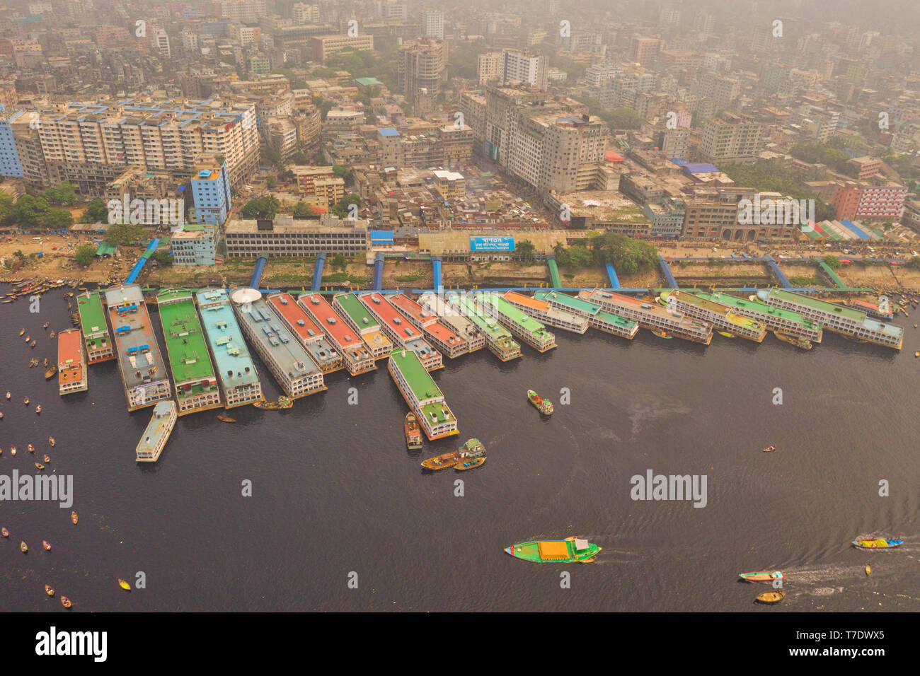 Dhaka, Bangladesh. 13 avr, 2019. (NOTE DU RÉDACTEUR : Image prise avec ...