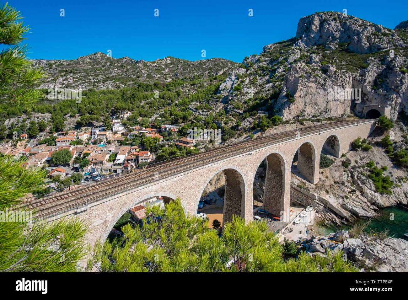 France, Bouches du Rhône, Marseille, la côte bleue, la calanque de la ...