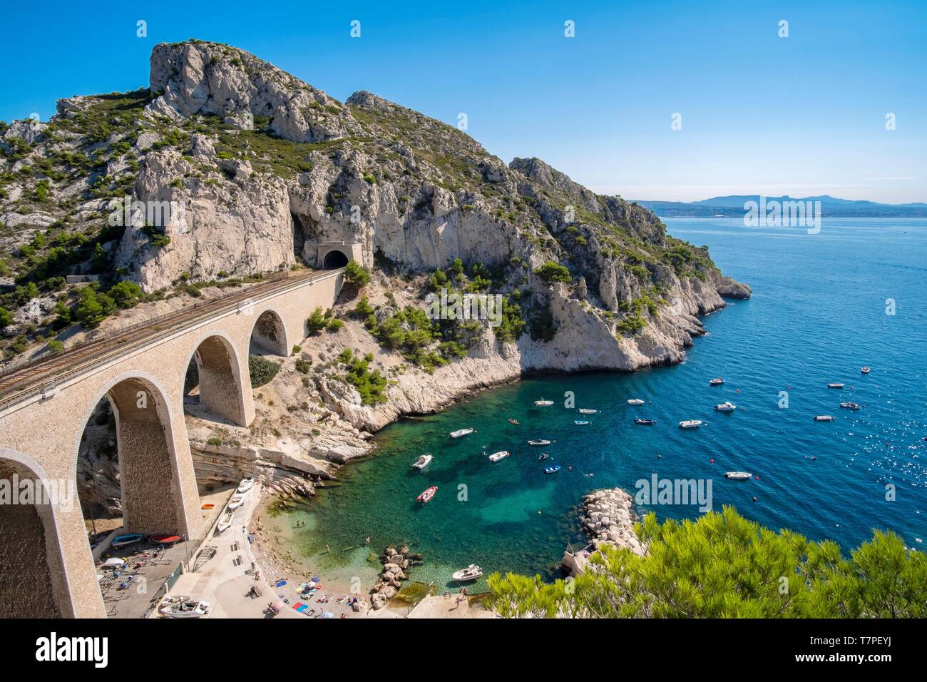 France, Bouches du Rhône, Marseille, la côte bleue, la calanque de la ...