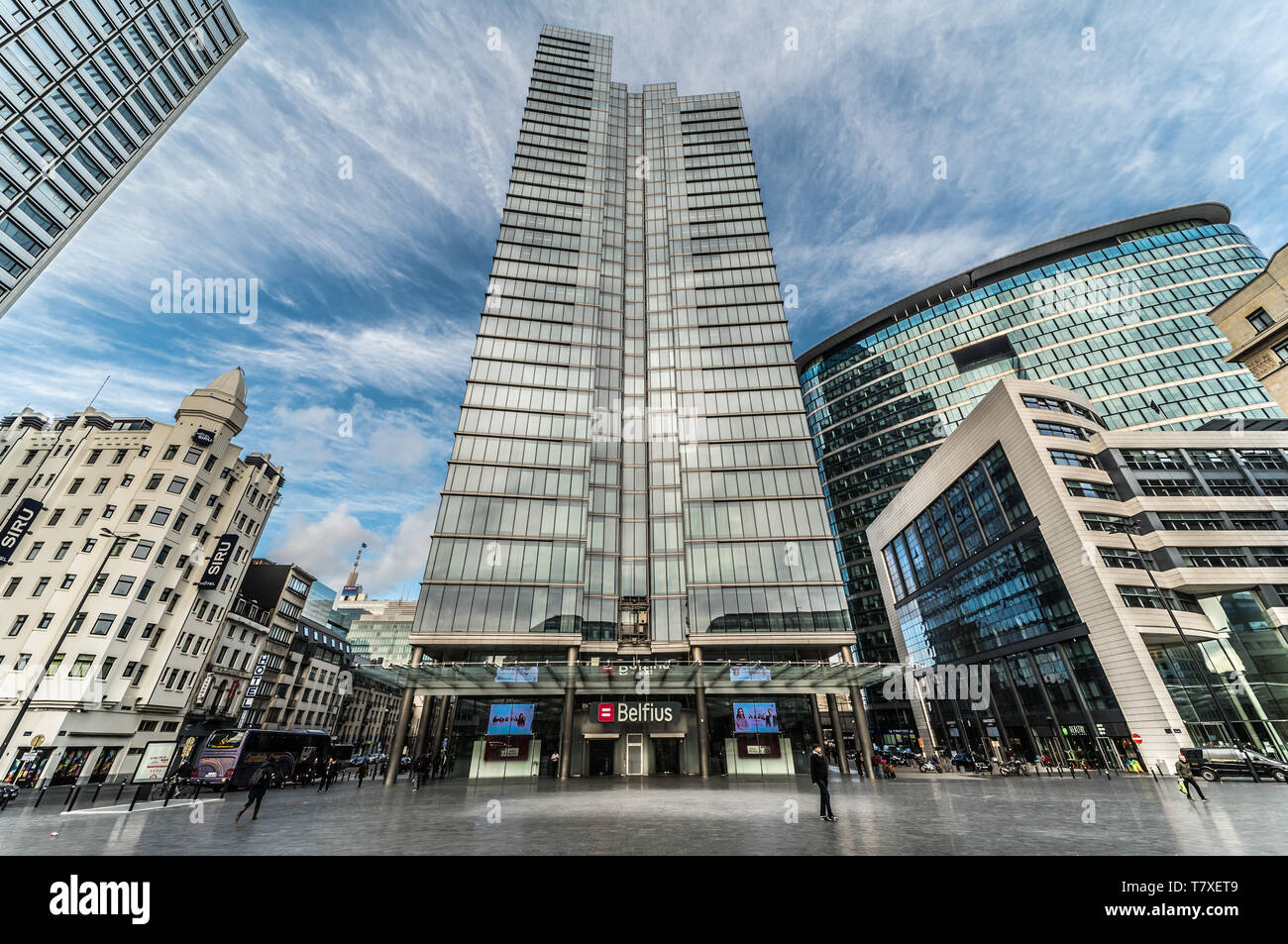 Bruxelles, Belgique - 03 10 2019 : la place Rogier avec le Belfius ...
