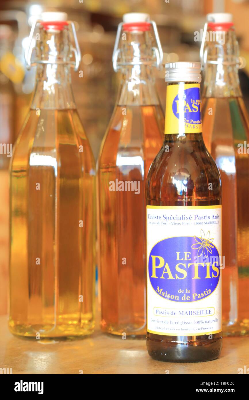 Maison du pastis Banque de photographies et d’images à haute résolution ...