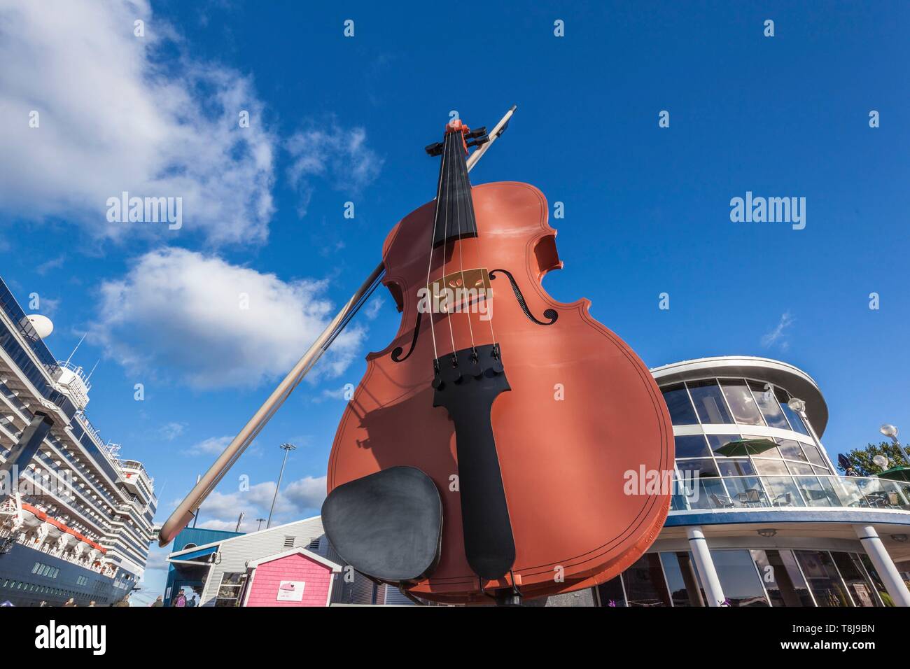 Le Canada, la Nouvelle-Écosse, Sydney, le grand violon à la Croisière ...