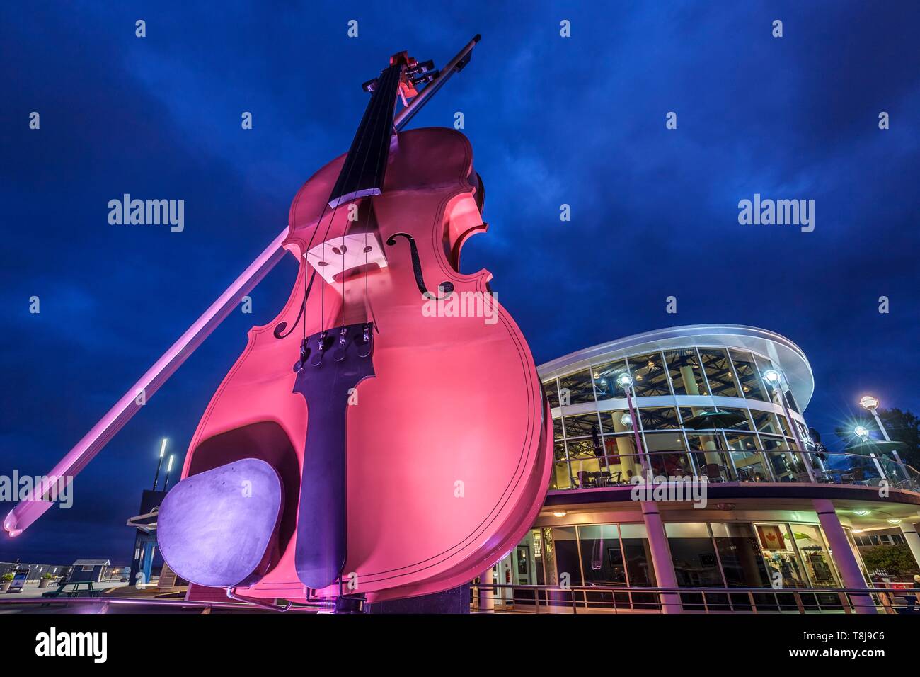Le Canada, la Nouvelle-Écosse, Sydney, le grand violon à la Croisière ...