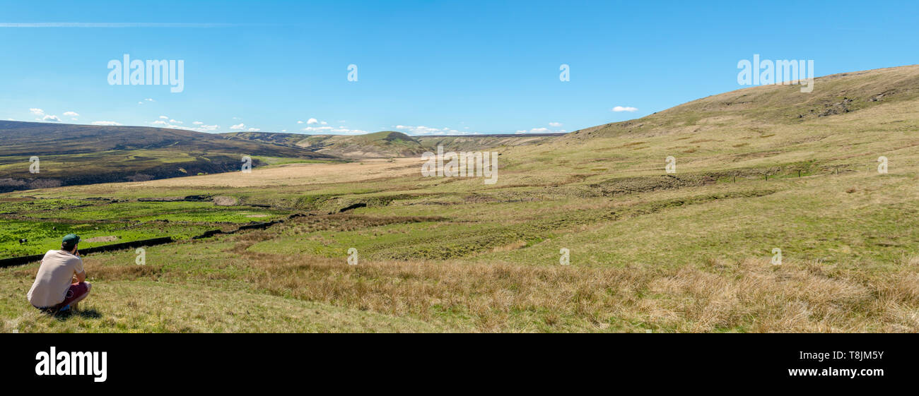Le Marsden, Landes du Yorkshire sur une journée avec des étés blue skys ...