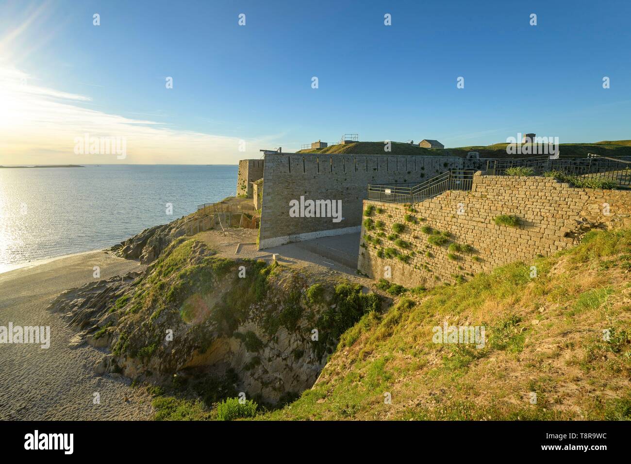 Fort penthievre Banque de photographies et d’images à haute résolution ...