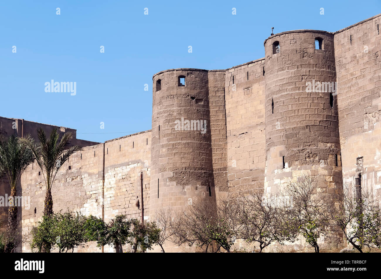 Les murs et les tours de la Citadelle de Salah el Din ou Citadelle de ...