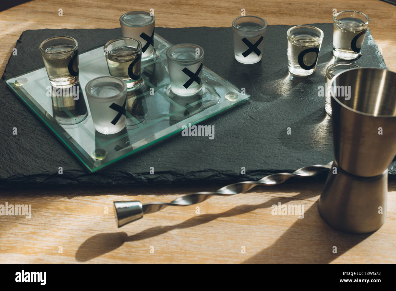 Tic tack toe Banque de photographies et d’images à haute résolution - Alamy