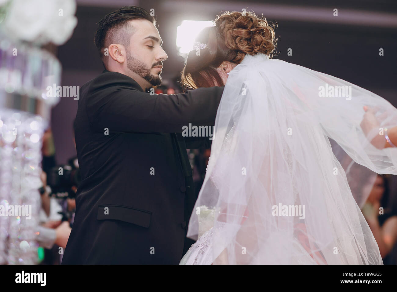 Couple de mariage turc Banque de photographies et d’images à haute ...