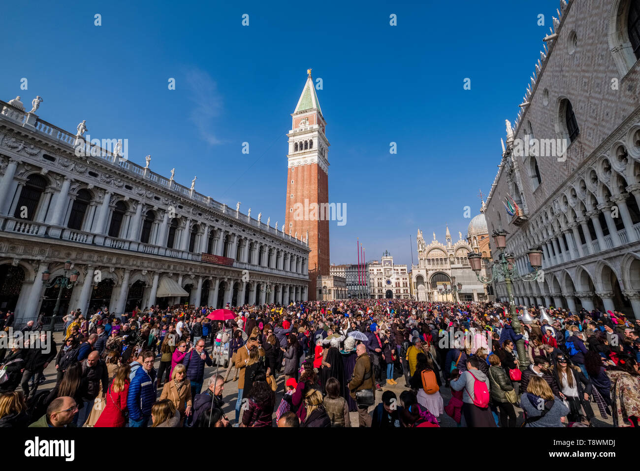 Carnaval du monde Banque de photographies et d’images à haute résolution - Alamy