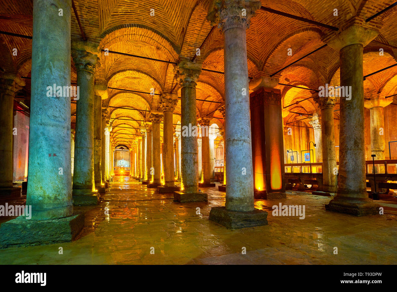 Citerne Basilique Istanbul Istanbul Banque De Photographies Et D images Citerne Basilique Istanbul Istanbul Banque De Photographies Et D images