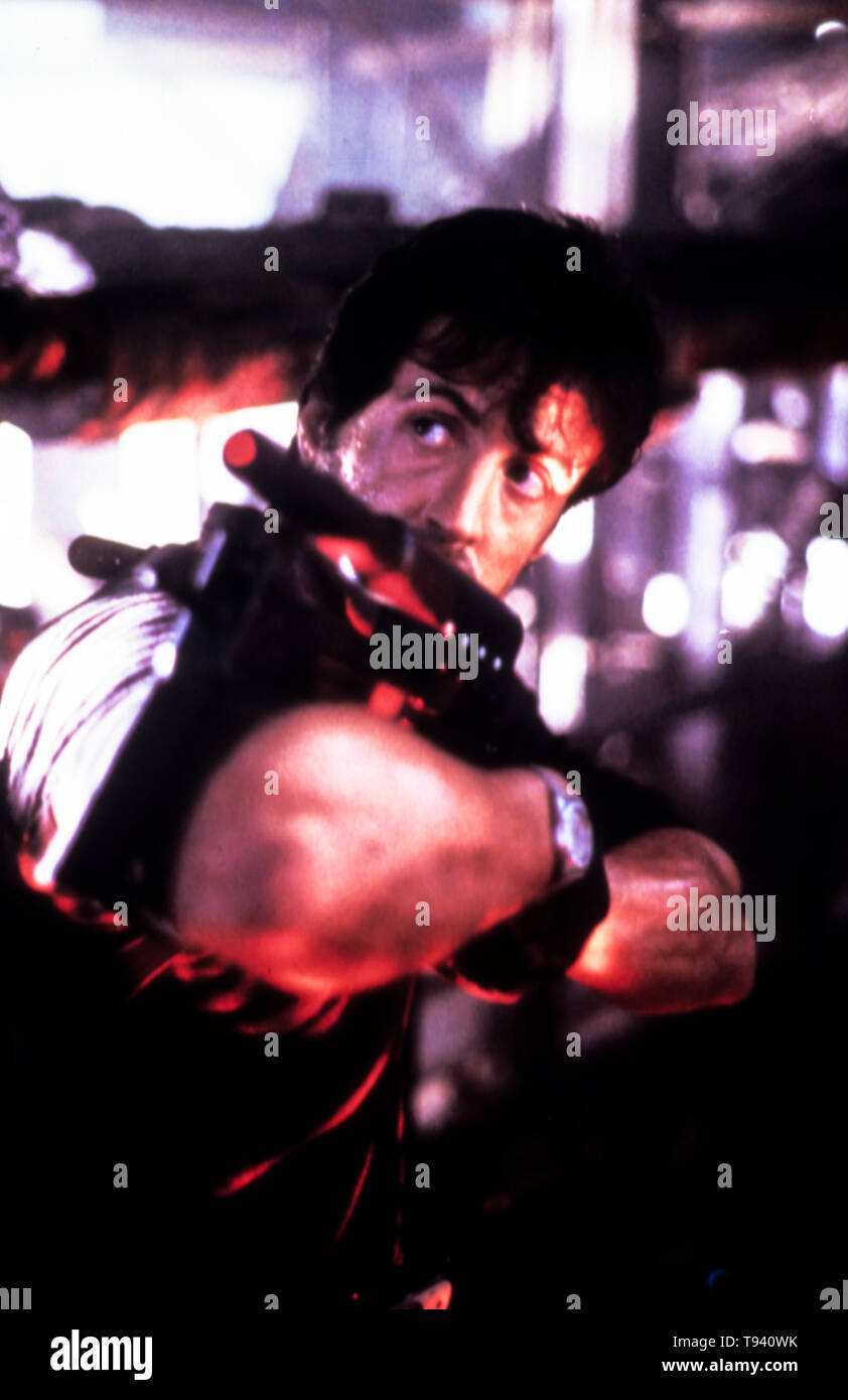 Sylvester stallone cobra 1986 Banque de photographies et d’images à ...