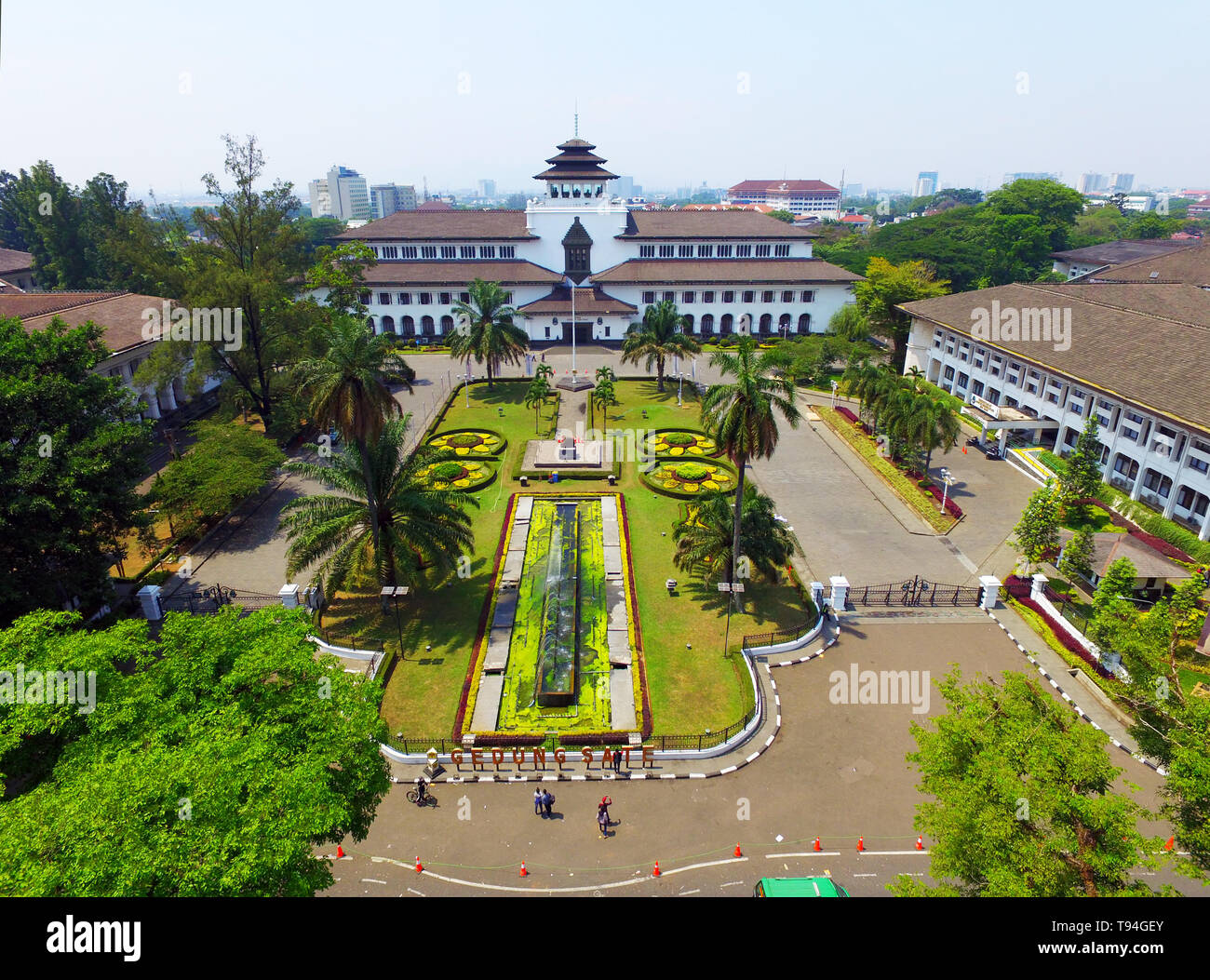 Gedung sate Banque de photographies et d’images à haute résolution - Alamy