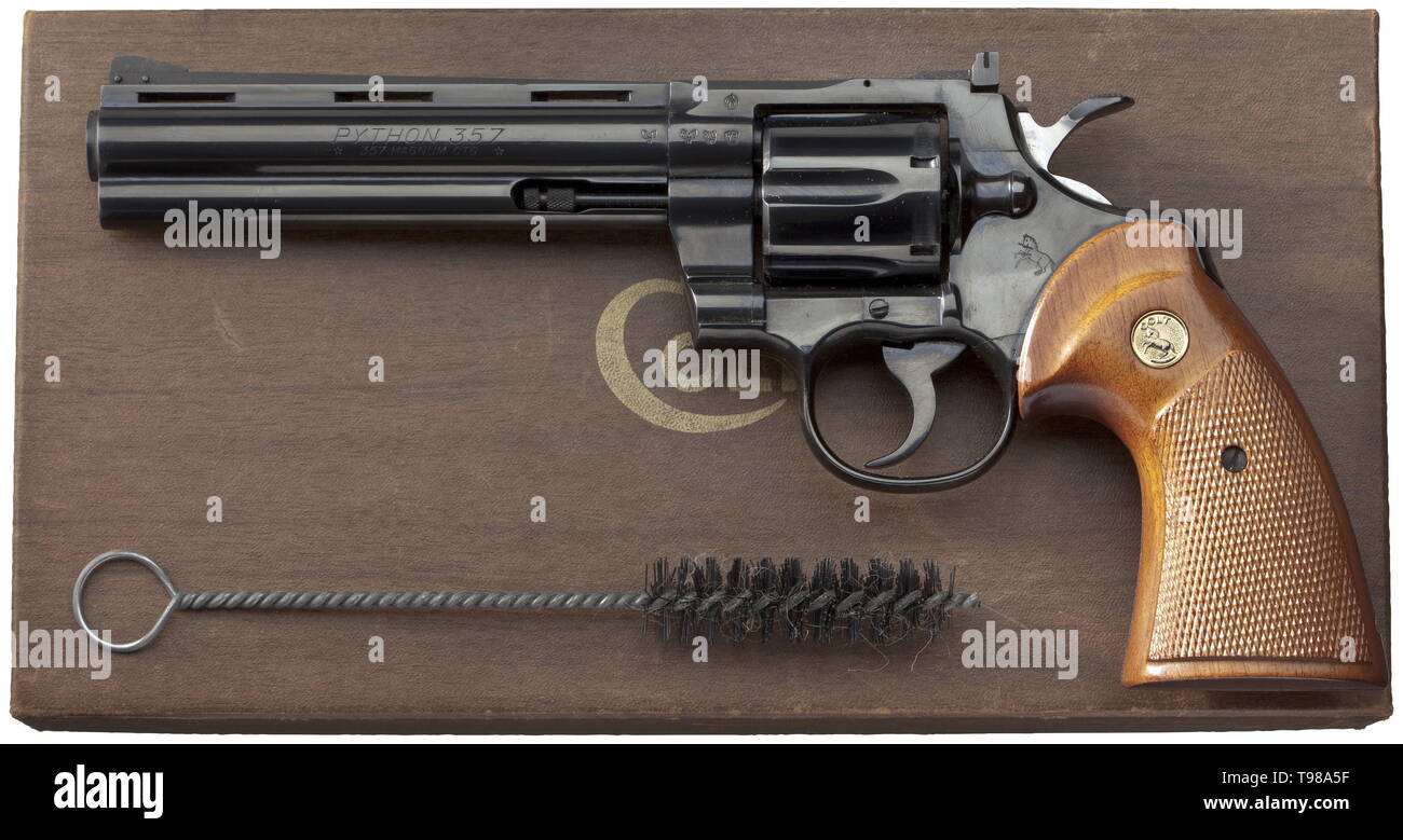 Les armes légères, revolver Colt Python, 1955 modèle, calibre .357 ...