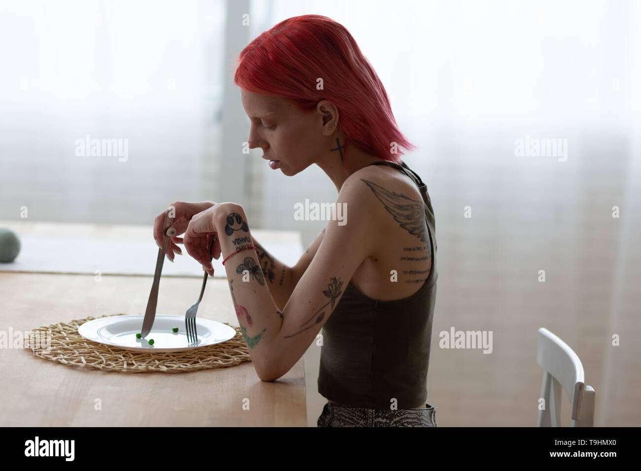 Femme anorexique Banque de photographies et d’images à haute résolution ...