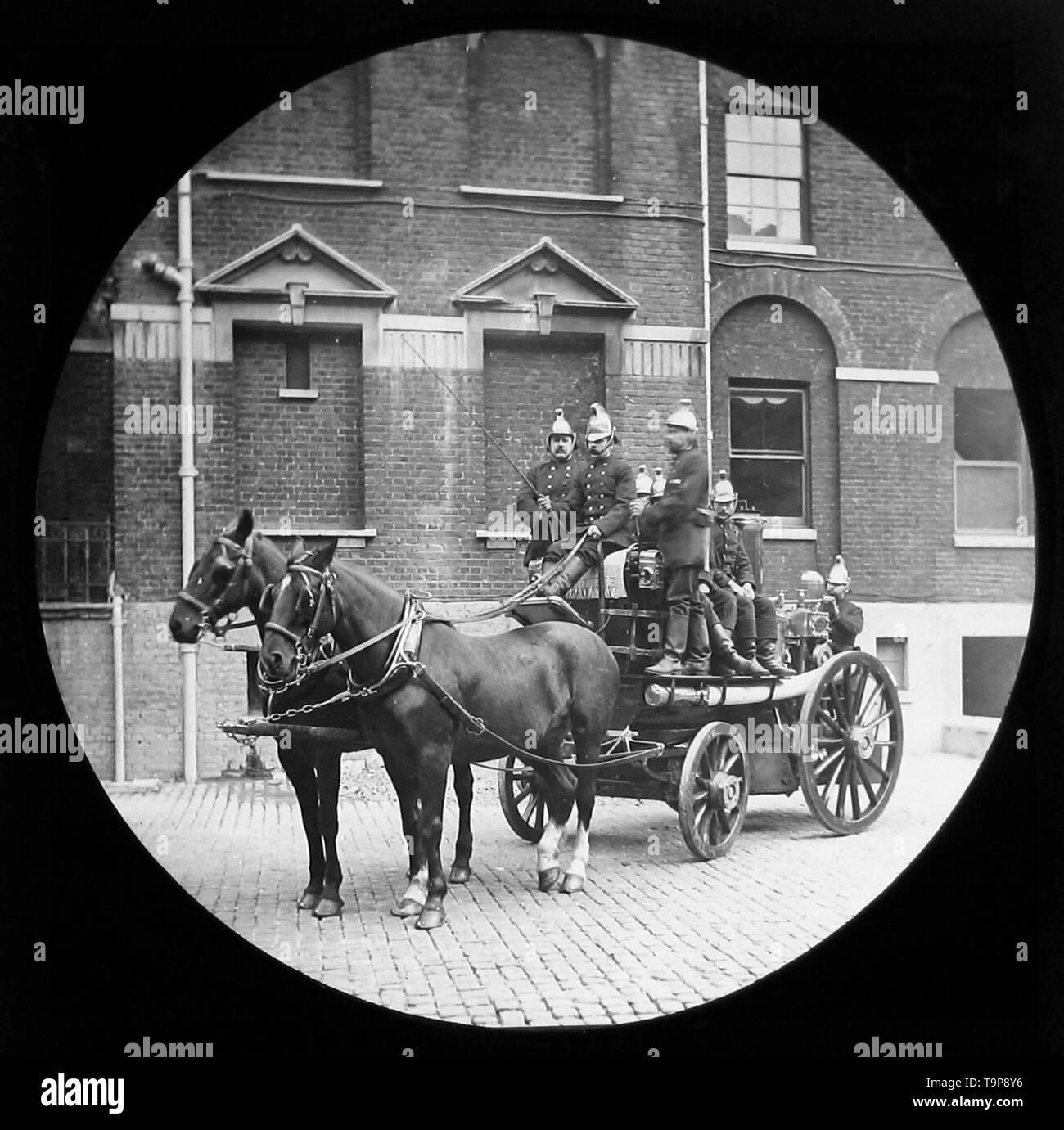 Horse drawn fire engine Banque de photographies et d’images à haute ...