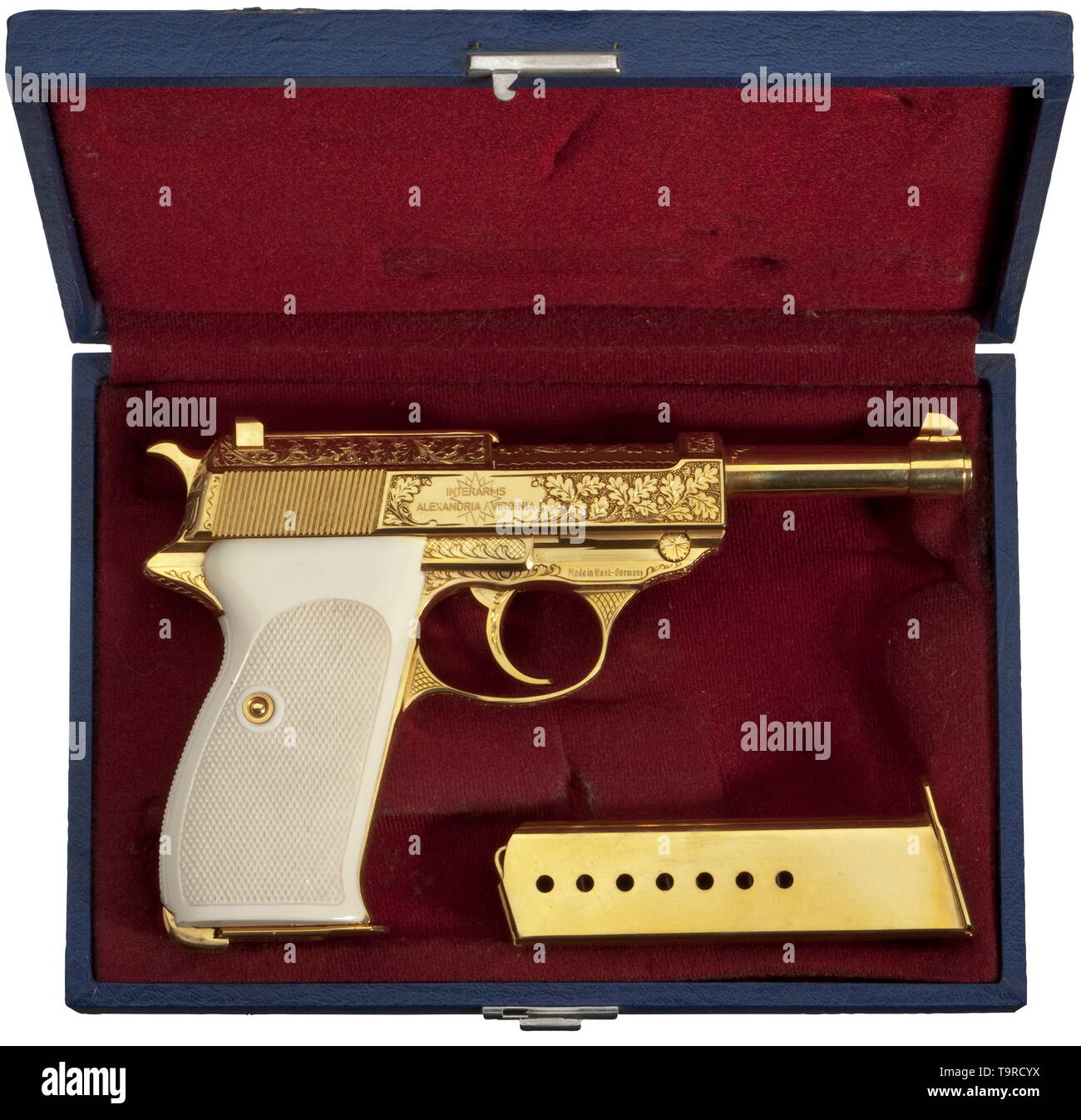 Un Interarms Walther P 38, modèle de luxe, gravé, doré, dans son cas n ...