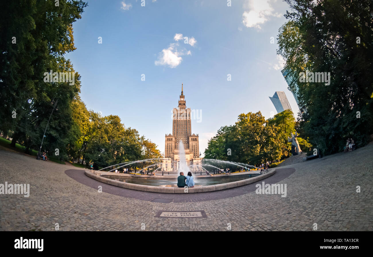 Capitale de la pologne Banque de photographies et d’images à haute ...