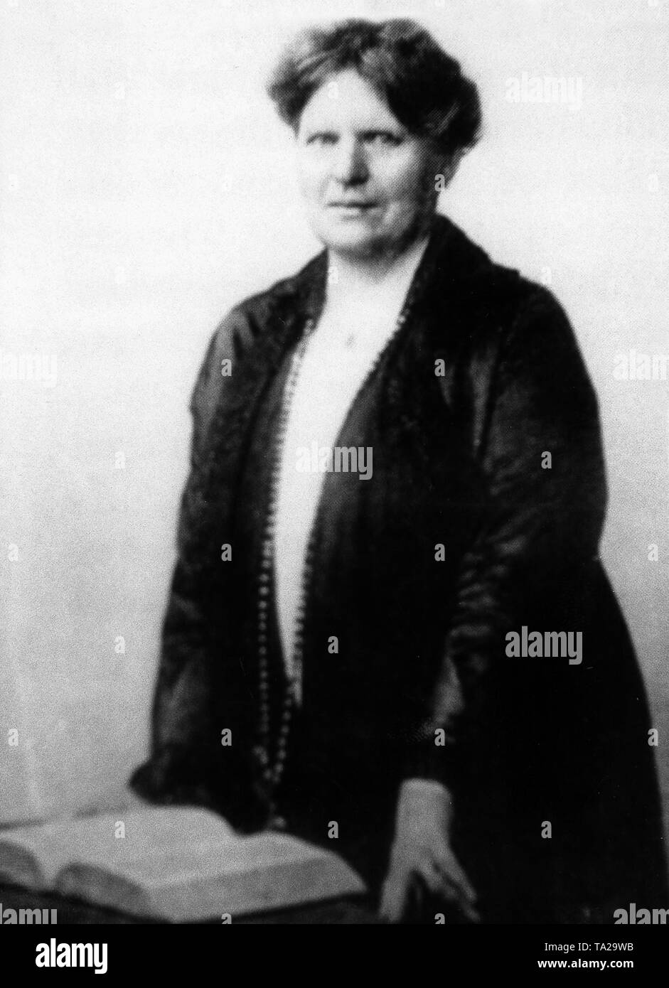 Luise kiesselbach Banque de photographies et d’images à haute ...