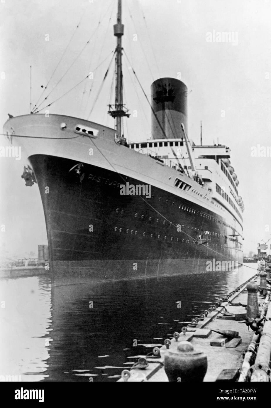 Paquebot pasteur Banque de photographies et d’images à haute résolution - Alamy