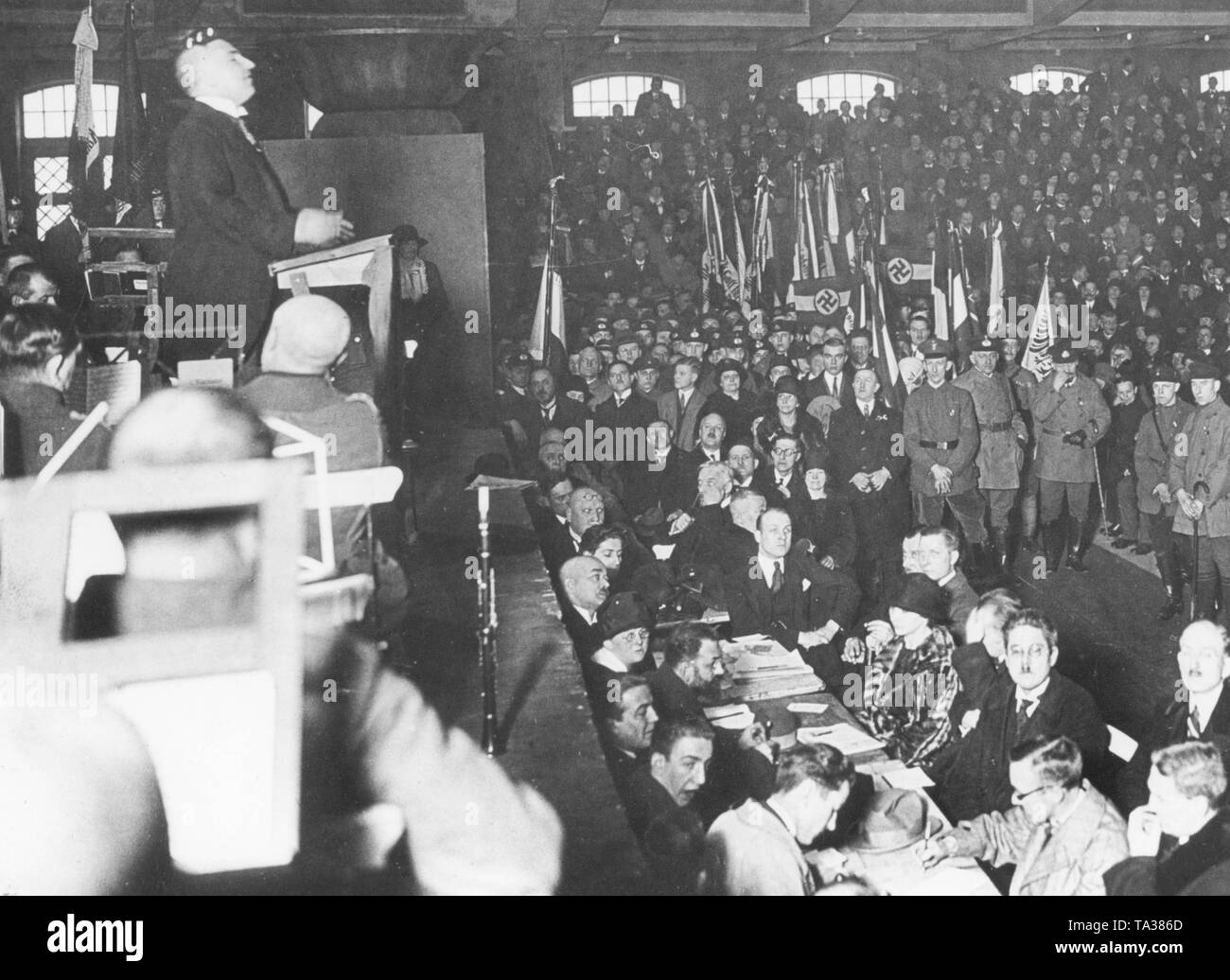 Meeting of the nsdap Banque de photographies et d’images à haute ...