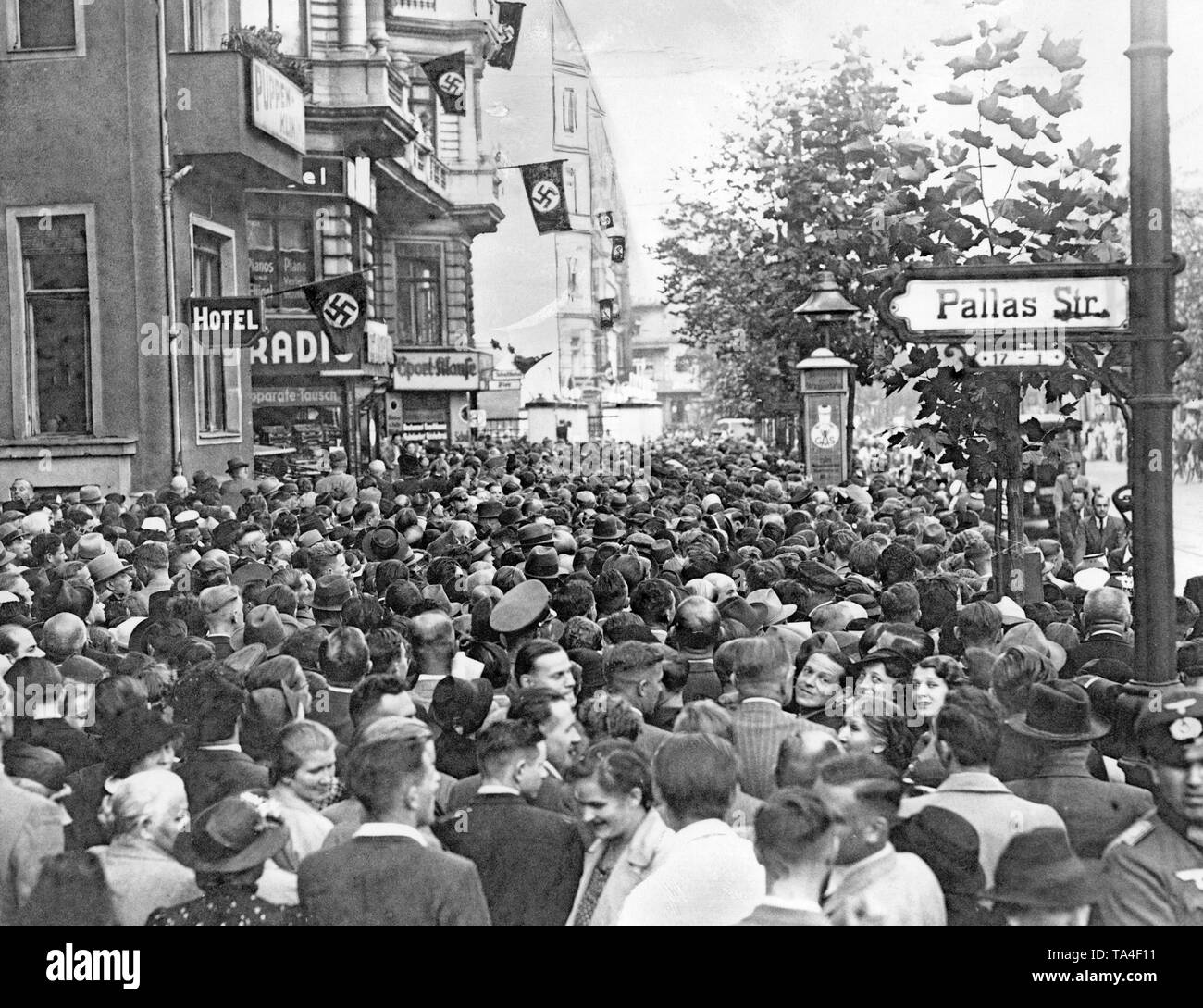 Berlin sportpalast speech adolf hitler Banque de photographies et d ...