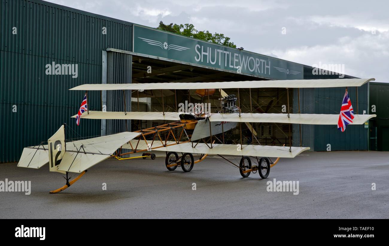 Roe triplane Banque de photographies et d’images à haute résolution - Alamy