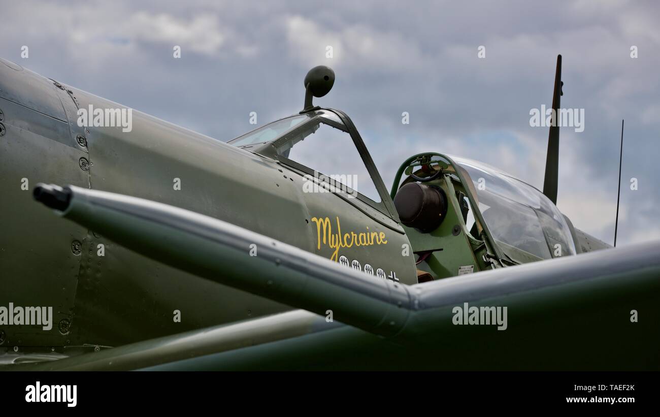 Spitfire cockpit canopy aircraft Banque de photographies et d’images à ...