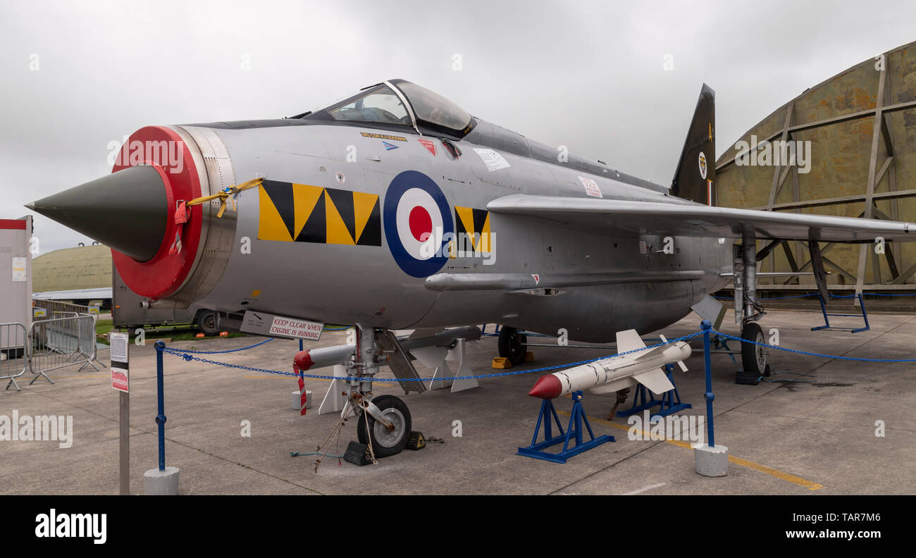 English electric lightning aircraft Banque de photographies et d’images ...