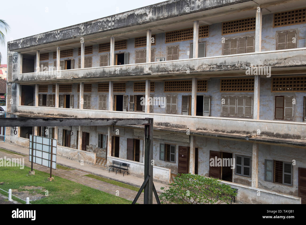 La prison de tuol sleng Banque de photographies et d’images à haute ...