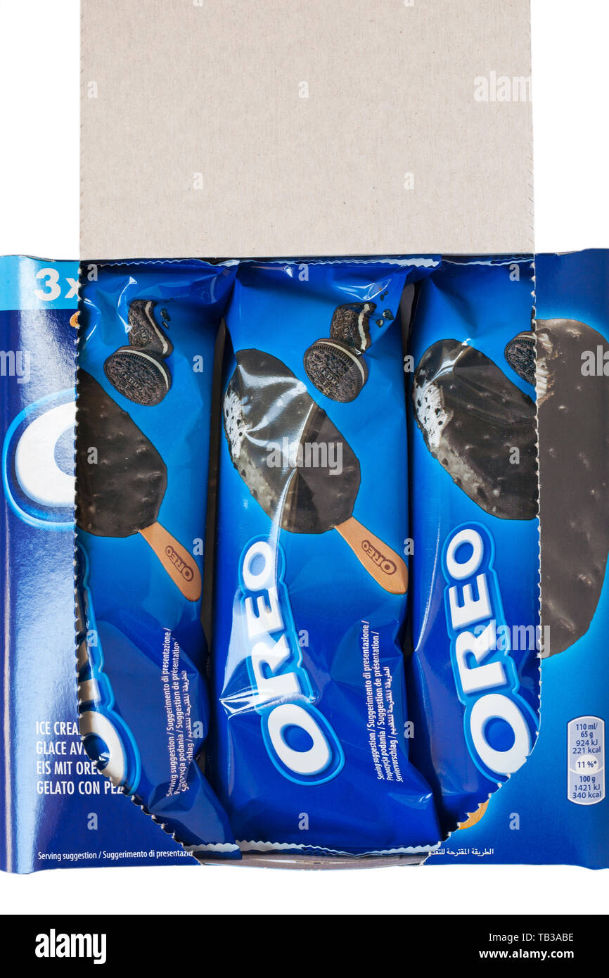 Pack de glace Oreo creams ouvert pour afficher des glaces emballées ...