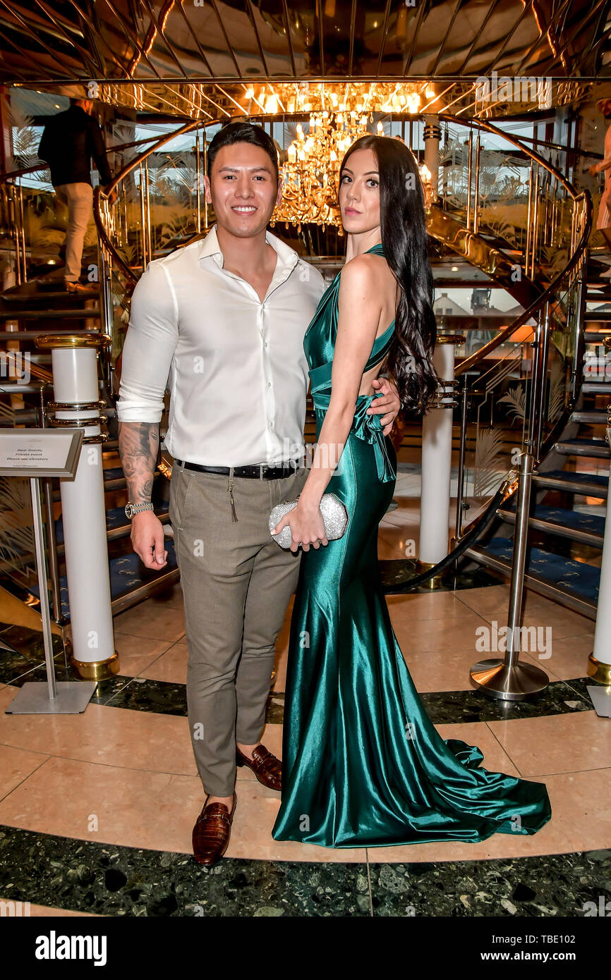 Adam tang Banque de photographies et d’images à haute résolution - Alamy