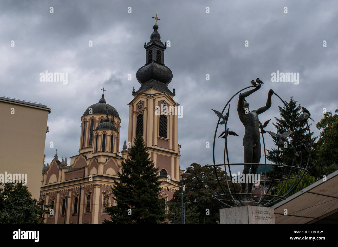 Sarajevo : l'homme construit le monde multiculturel par Francesco ...