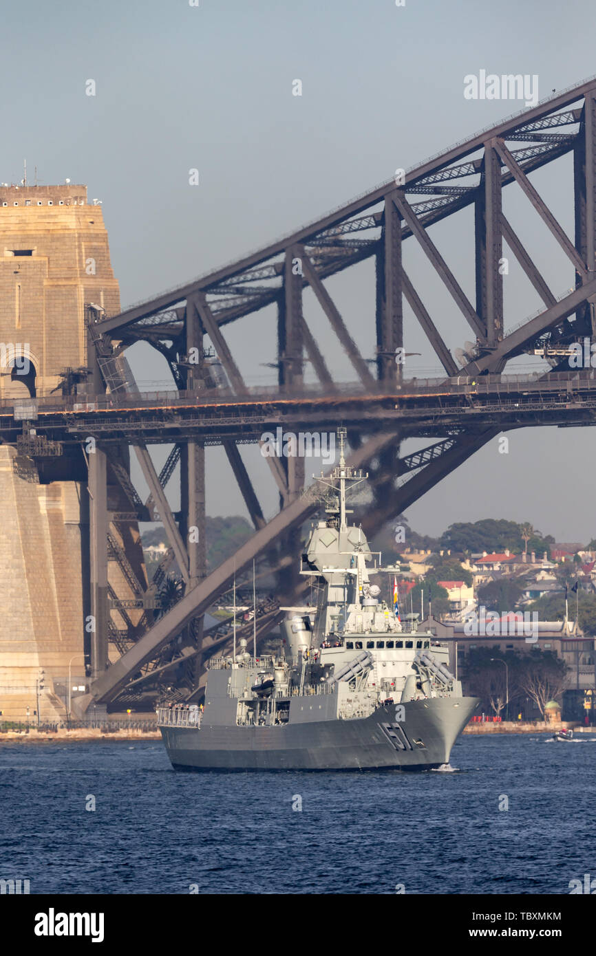 HMAS Perth (FFH 157) frégate de classe Anzac de la Royal Australian ...