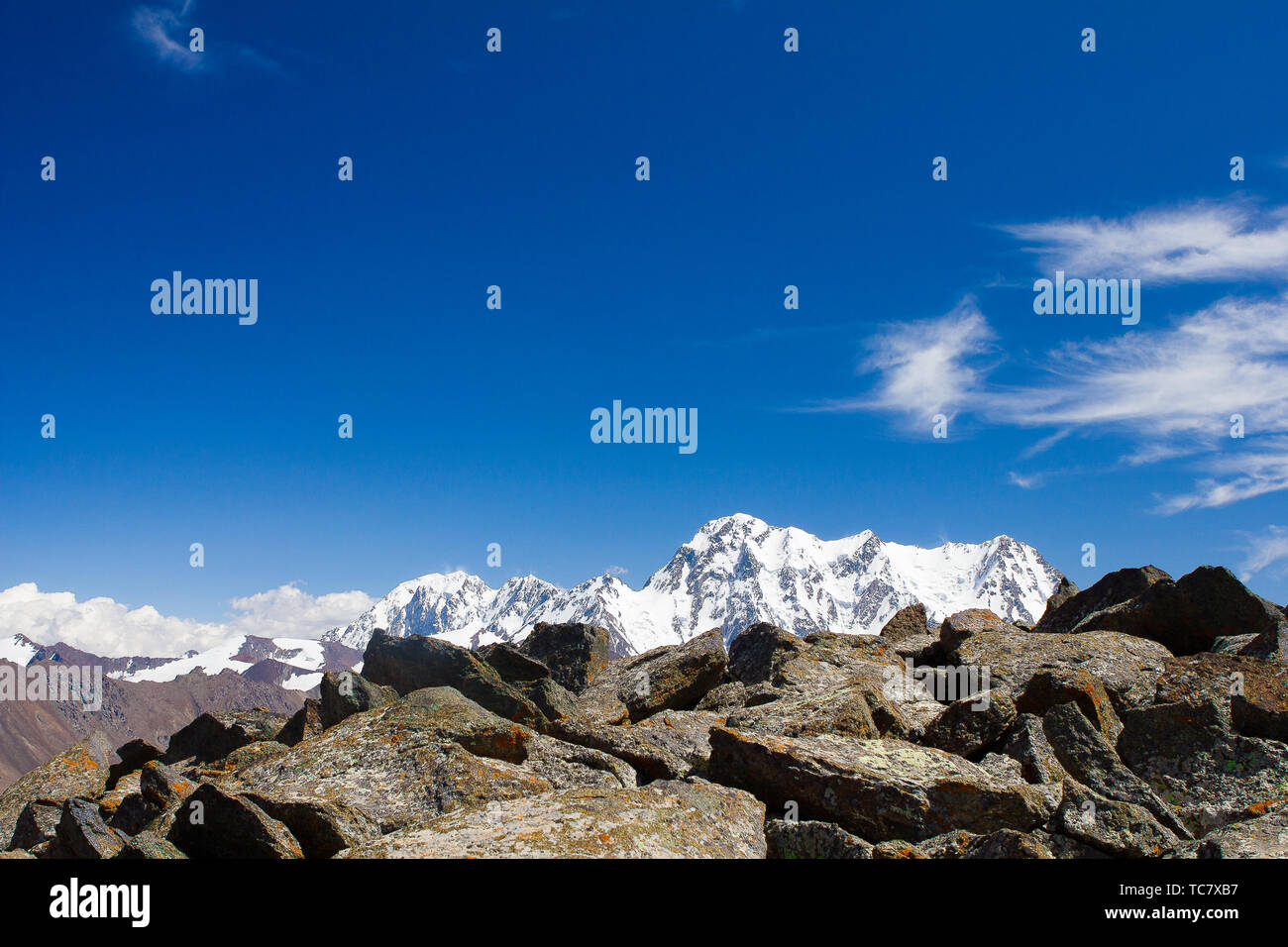 Bogda peak Banque de photographies et d’images à haute résolution - Alamy