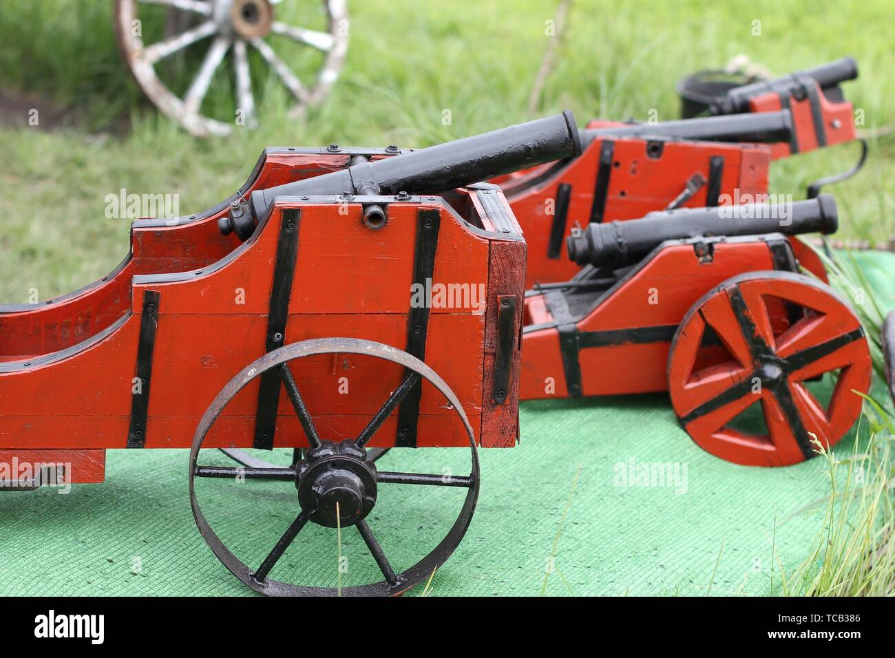 Miniature cannon Banque de photographies et d’images à haute résolution ...