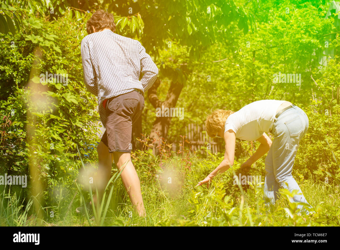 Diamètre extérieur de la famille mère et son fils travaillent à l ...