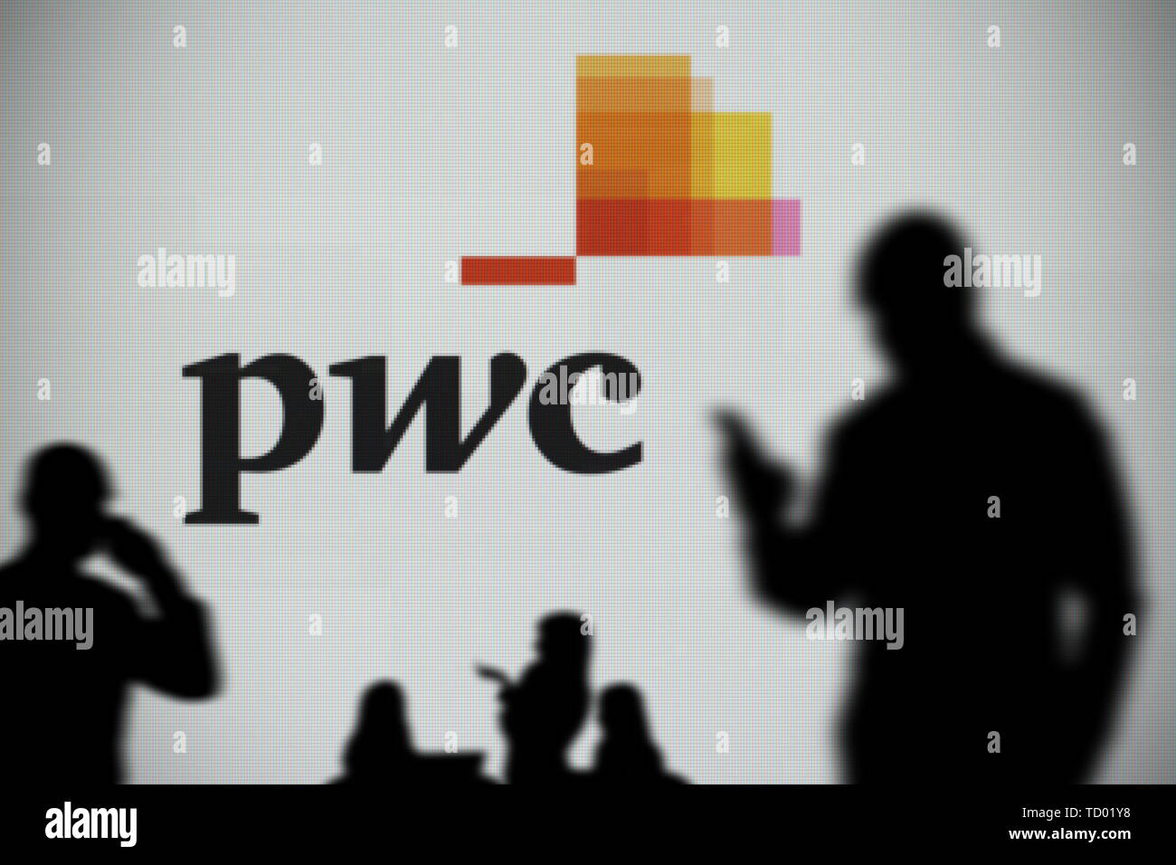 Pwc logo Banque de photographies et d’images à haute résolution - Alamy