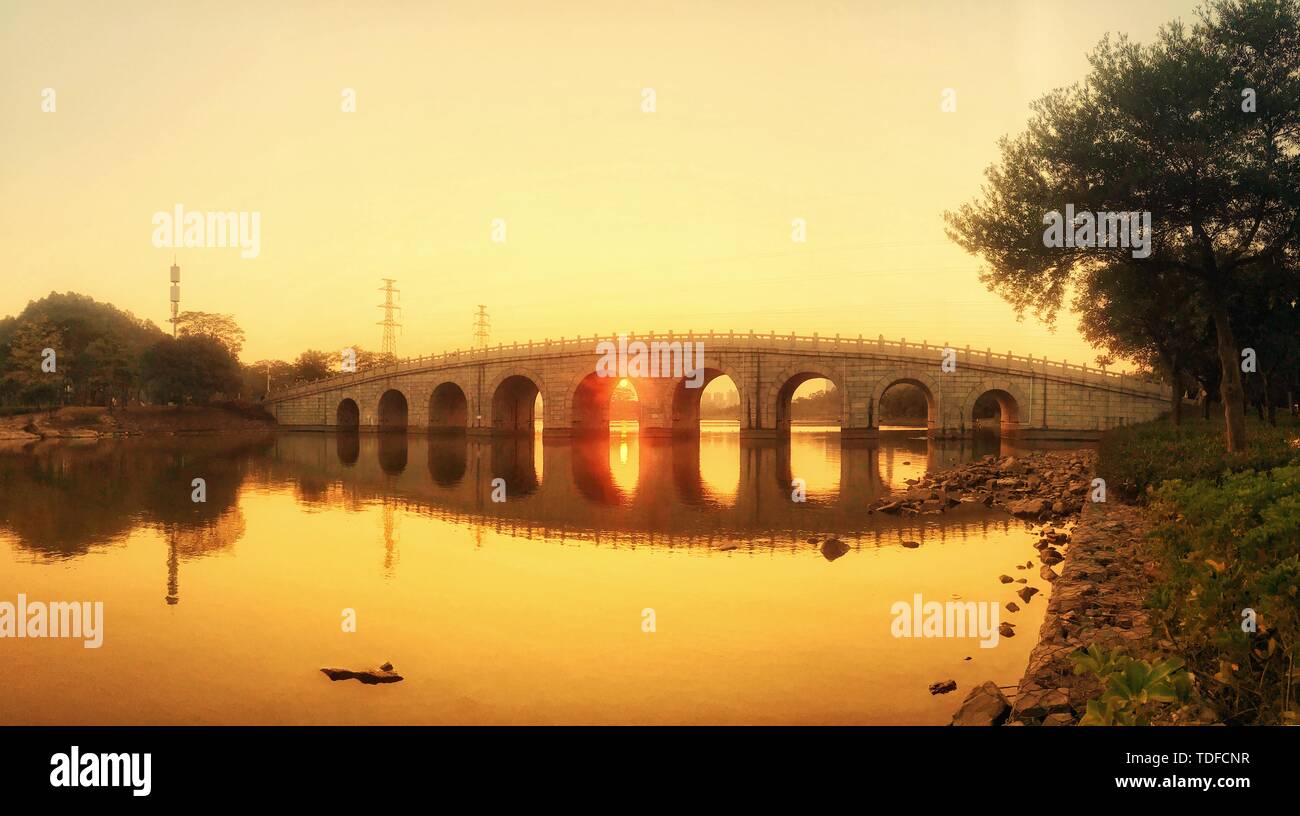 Shun feng Banque de photographies et d’images à haute résolution - Alamy