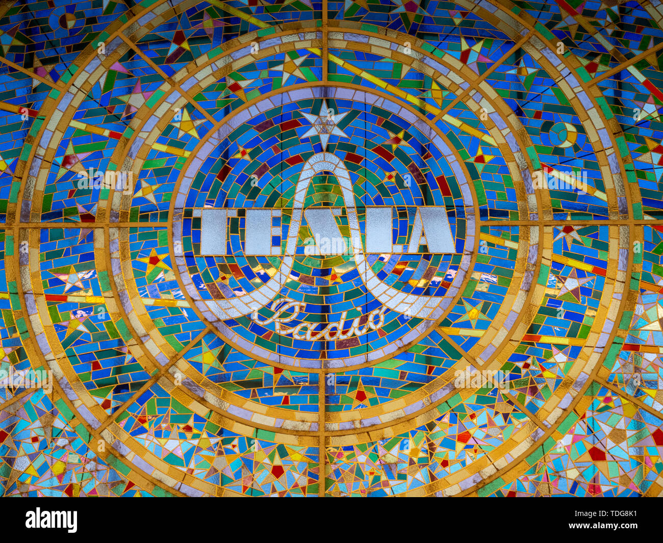 Logo vitrail Banque de photographies et d’images à haute résolution - Alamy