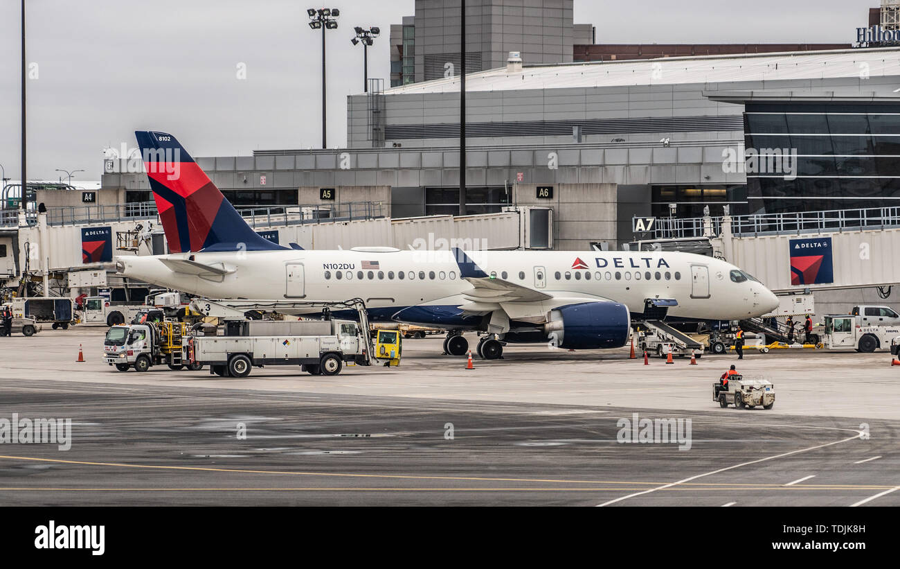 Airbus a220 cockpit Banque de photographies et d’images à haute ...
