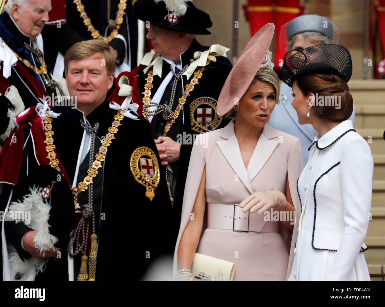 Le roi Willem-Alexander des Pays-Bas avec son épouse la reine Maxima ...