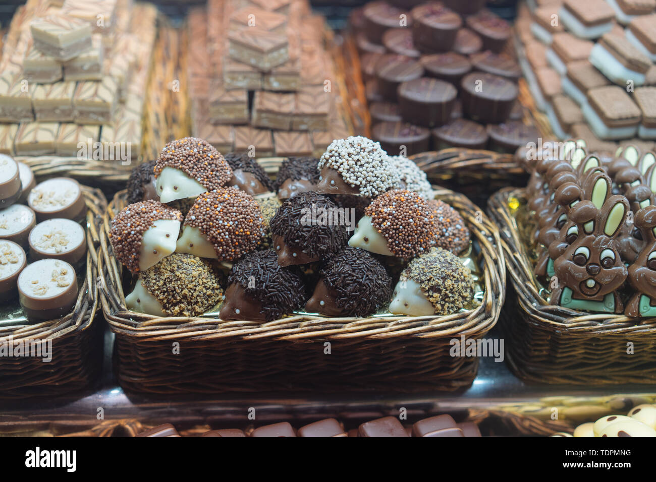 Vendeurs de chocolat Banque de photographies et d’images à haute ...