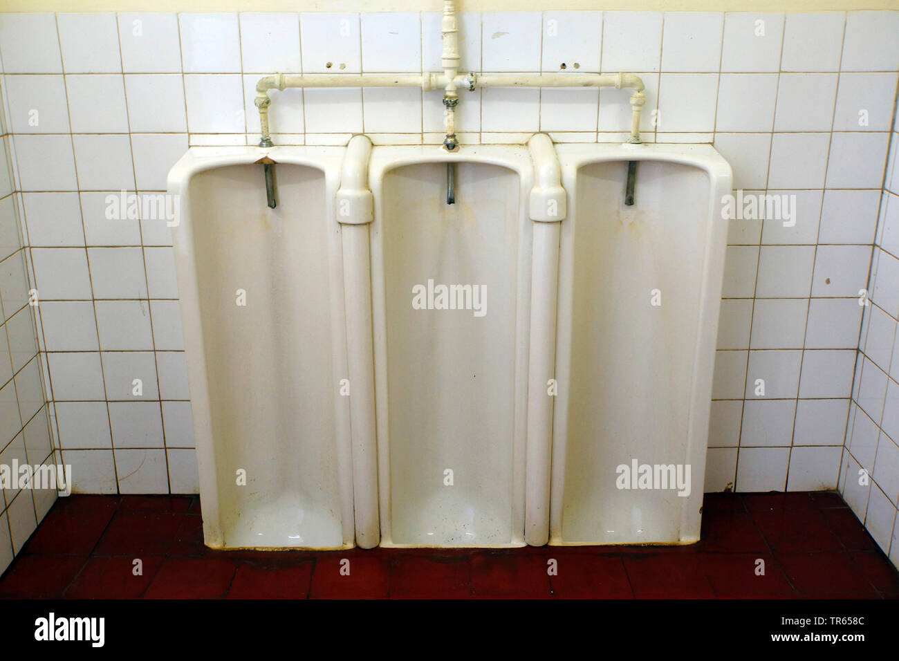 Le pissoir Banque de photographies et d’images à haute résolution - Alamy