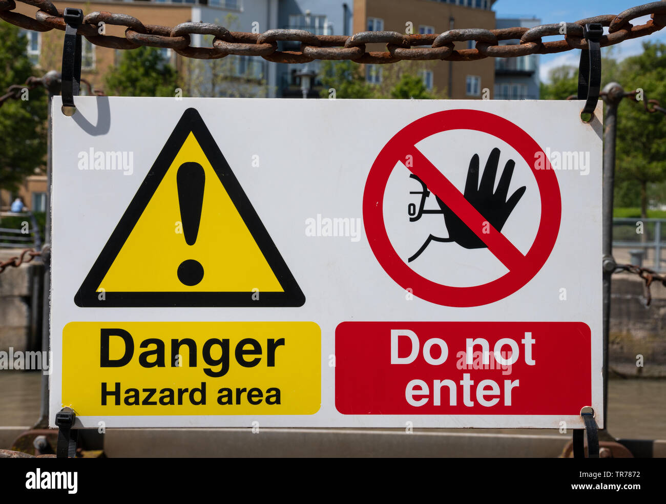 Danger no entry sign Banque de photographies et d’images à haute ...