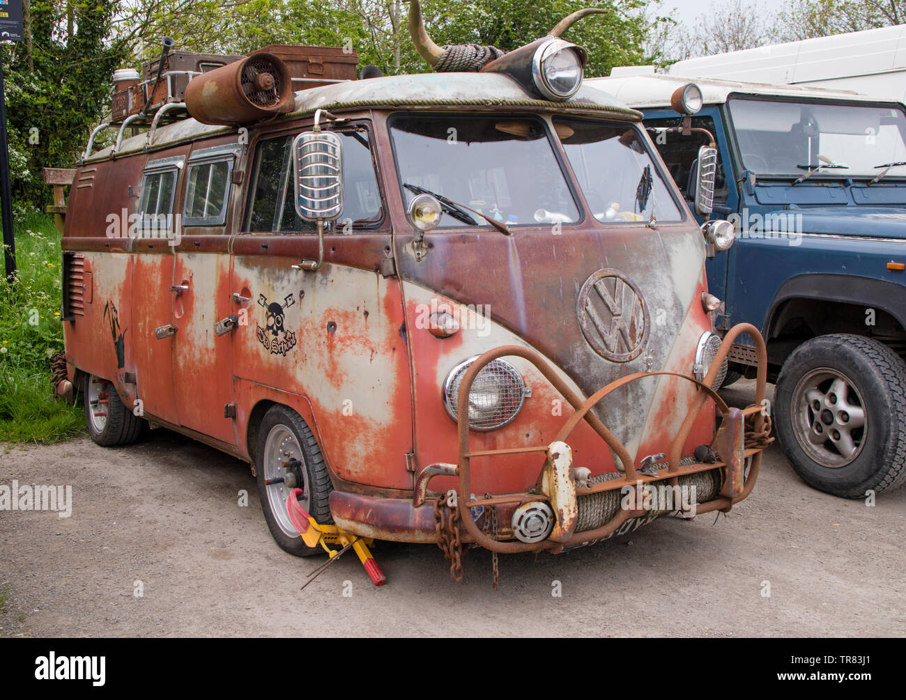 Rusty vw van Banque de photographies et d’images à haute résolution - Alamy