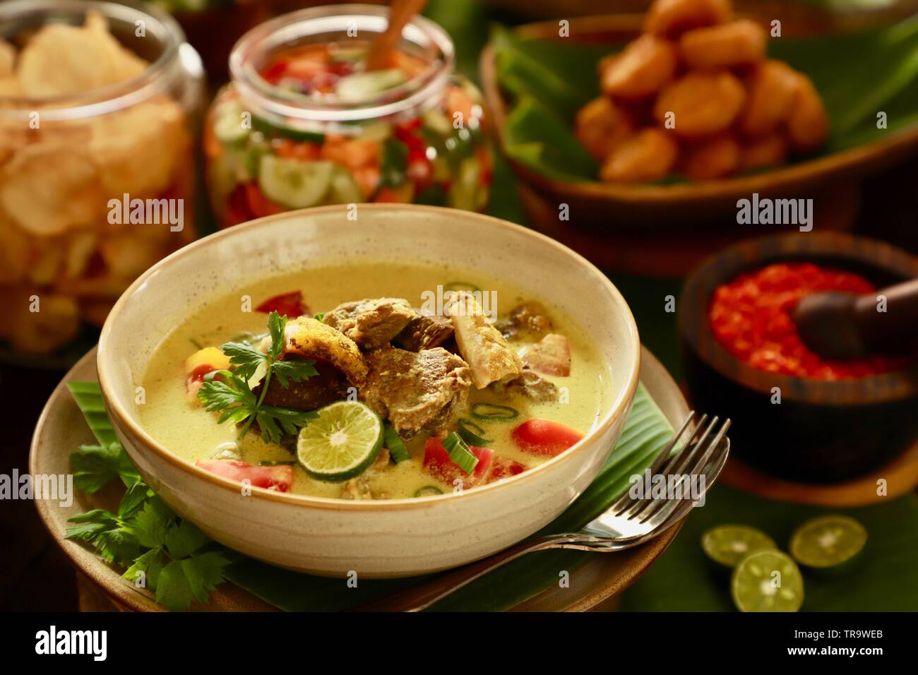 Soto kuning Banque de photographies et d’images à haute résolution - Alamy