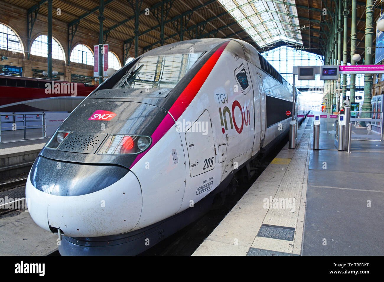 Train inoui Banque d'image et photos - Alamy