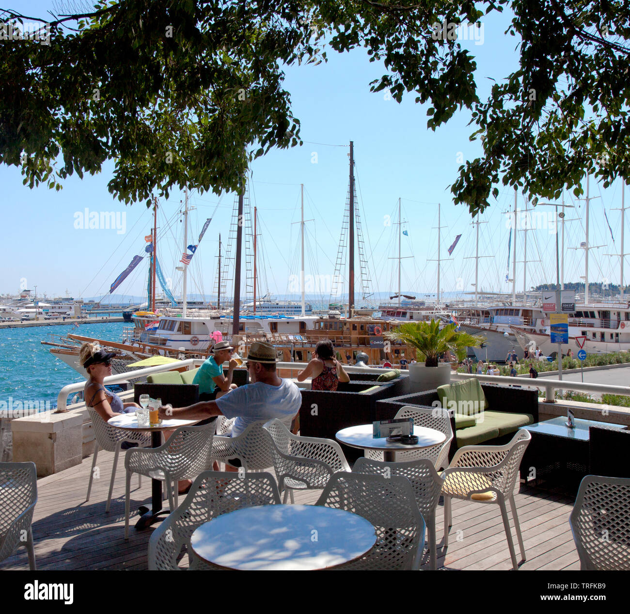 Donnant sur split Banque de photographies et d’images à haute ...